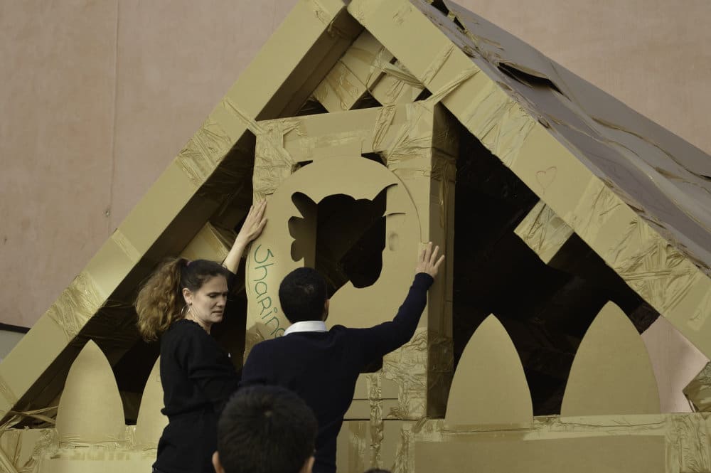 Constructions géantes en carton | Activités Team-Building