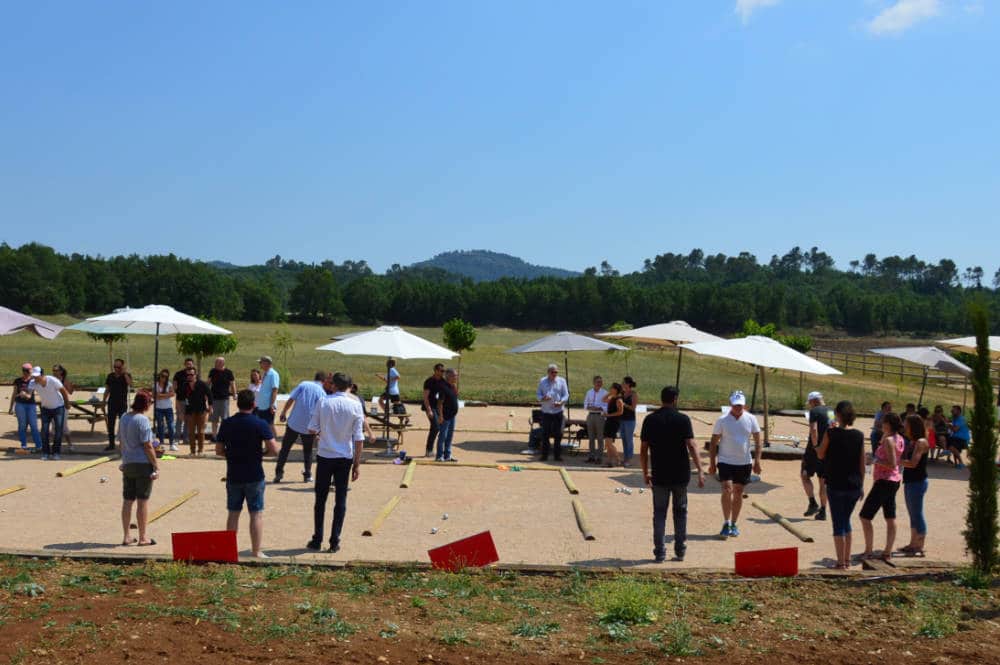 Découvrez notre team building Tournoi de pétanque by Activ Provence